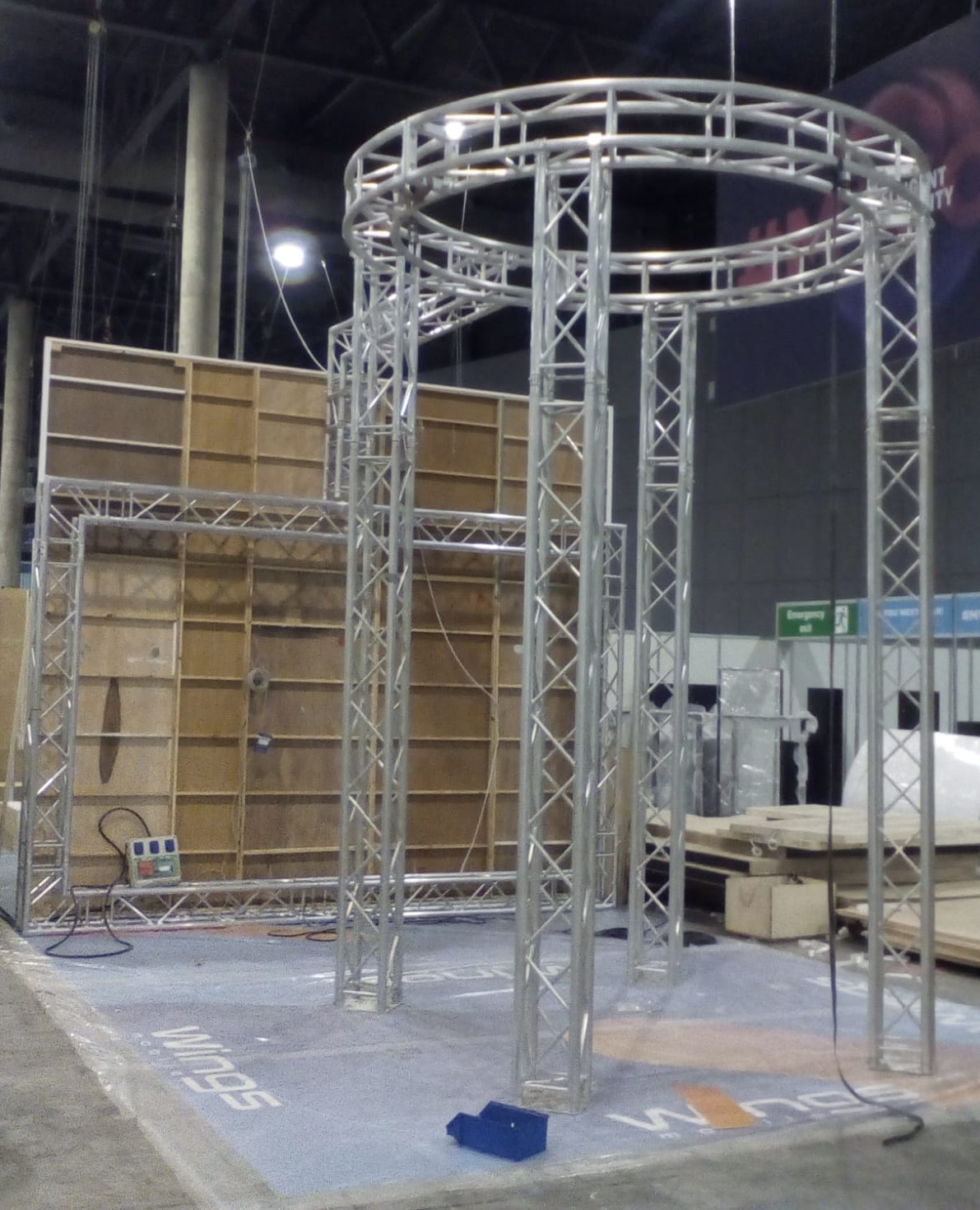 Truss circular - SB Service, lloguer audiovisuals i interactius